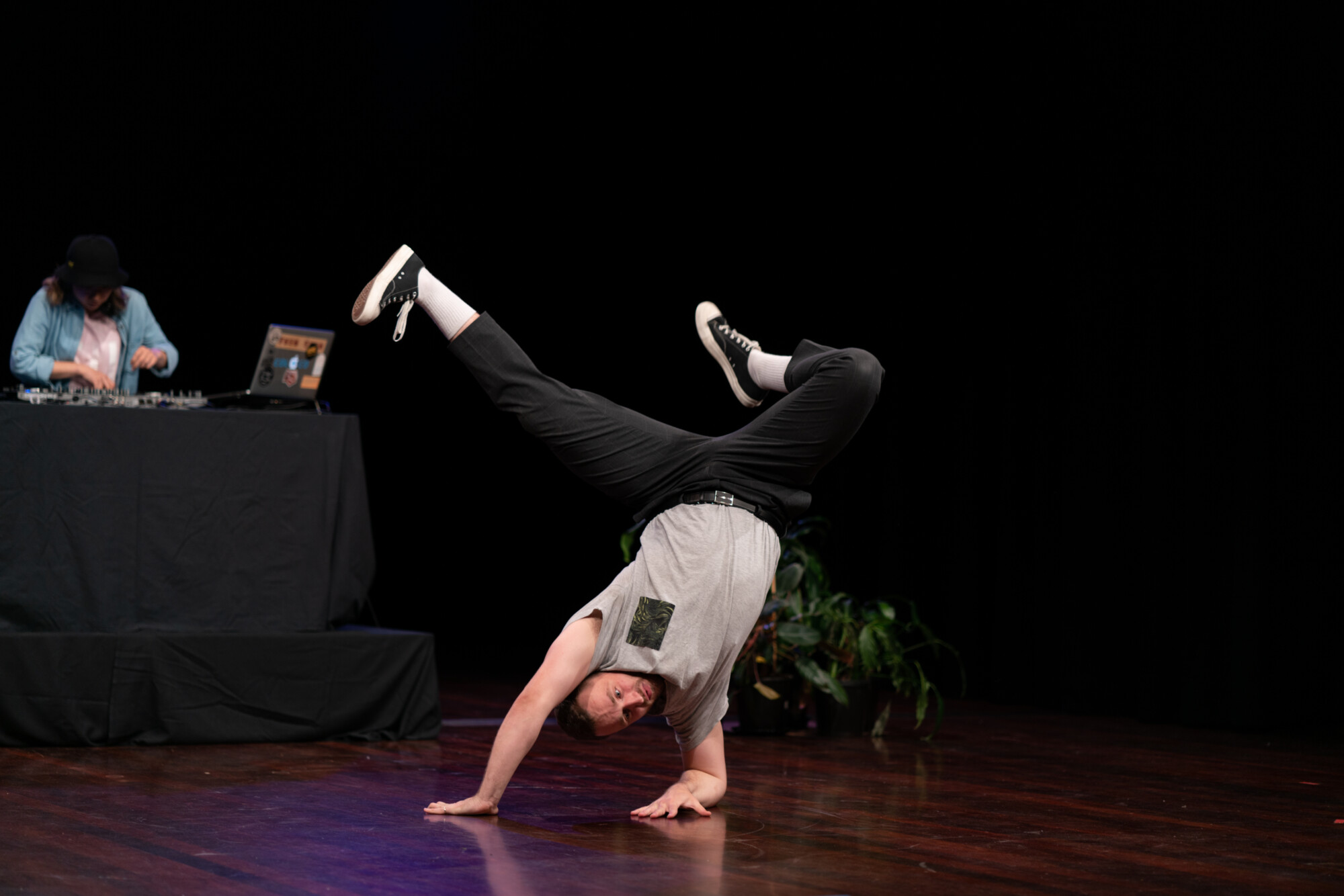 Houseparty - Dancehouse